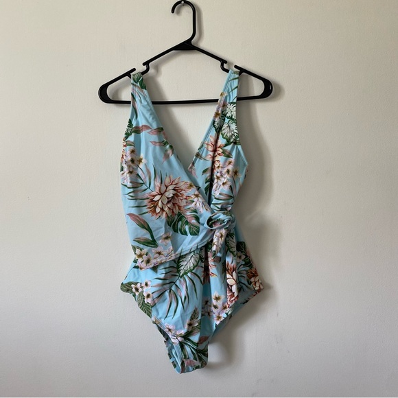 Kona Sol | Swim | Must Bundle Kona Sol Light Blue Botanical Floral Wrap ...